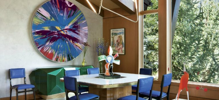 The Artsy and Exquisite Style of Sara Story